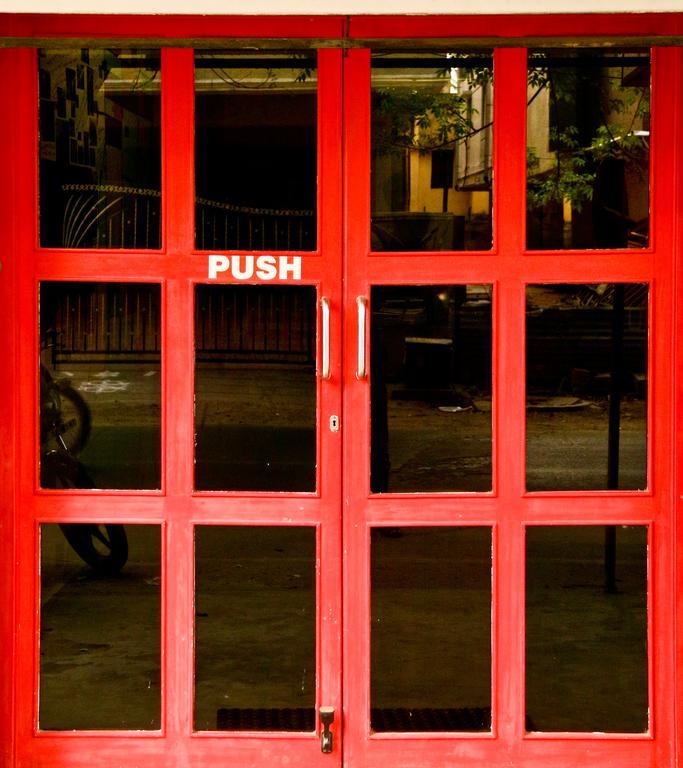 RED LOLLIPOP HOSTEL CHENNAI | INDIA | SEASON DEALS FROM $20